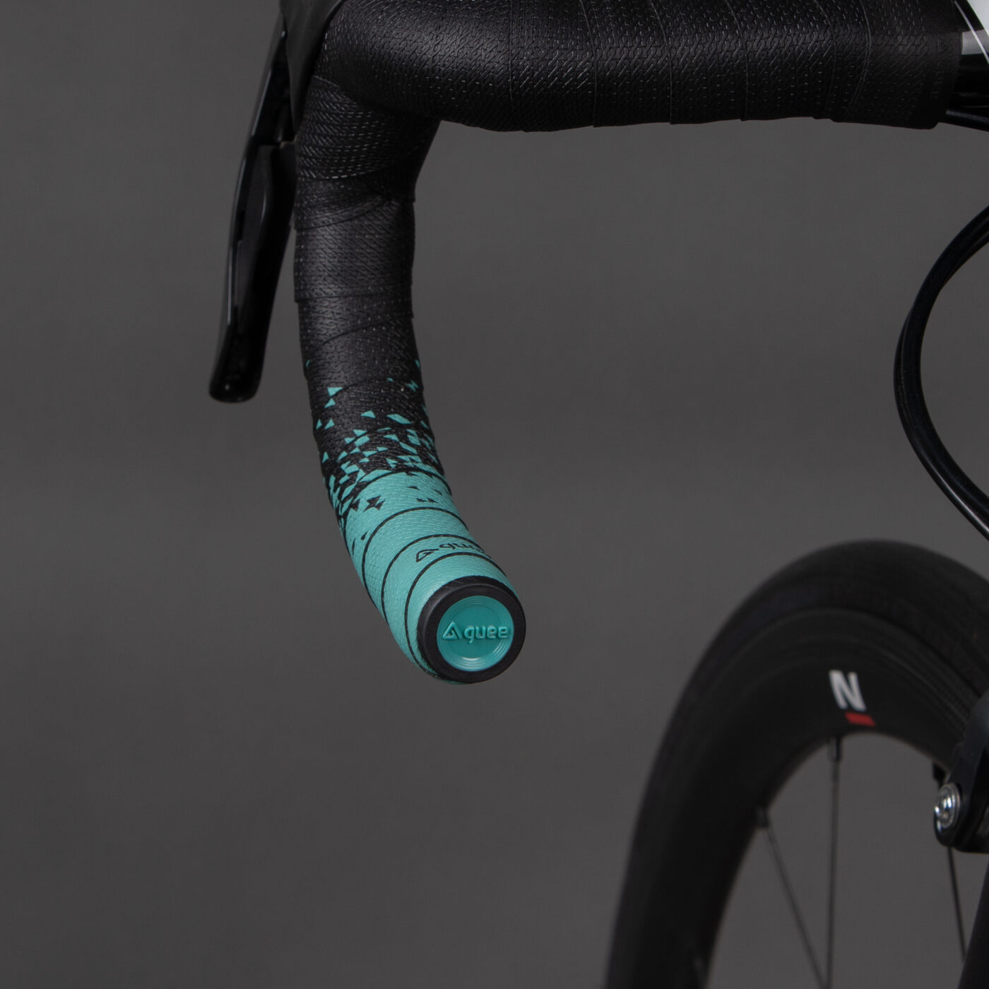 Premium End-Plug • GUEE